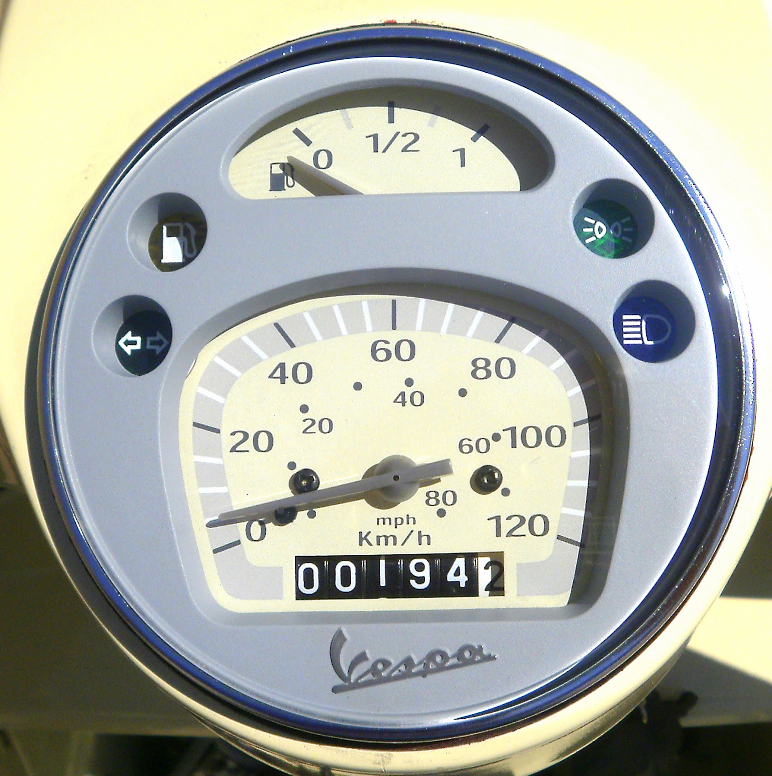 Vespa PK 125 XL Classic Cream