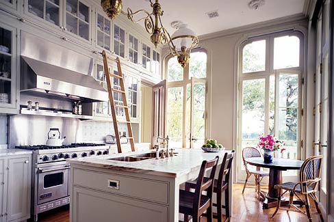 { Happy Habitat }: Going Vertical with Library Ladders