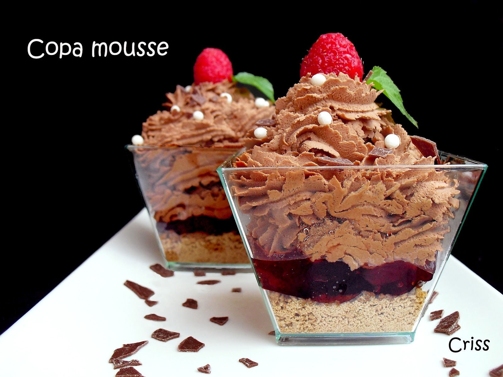 ALIMENTA: COPA MOUSSE CON MERMELADA Y GALLETAS