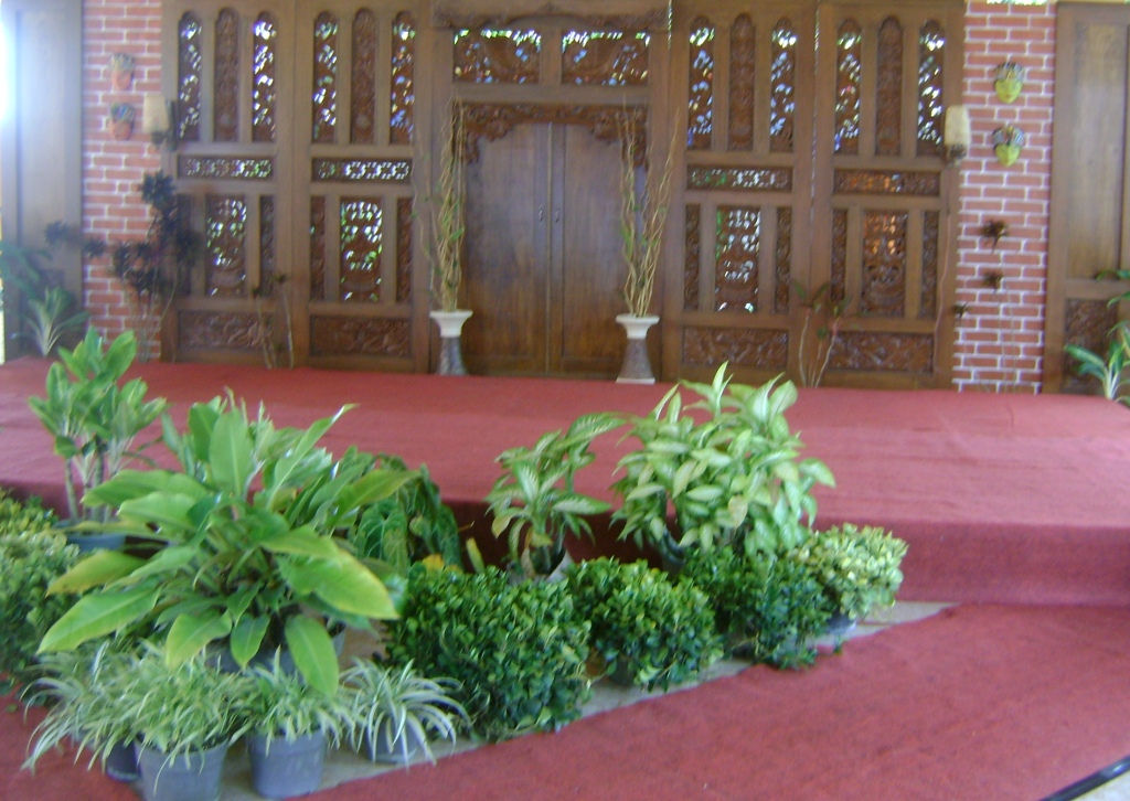 Traditional Javanese Gebyog | Buntarin