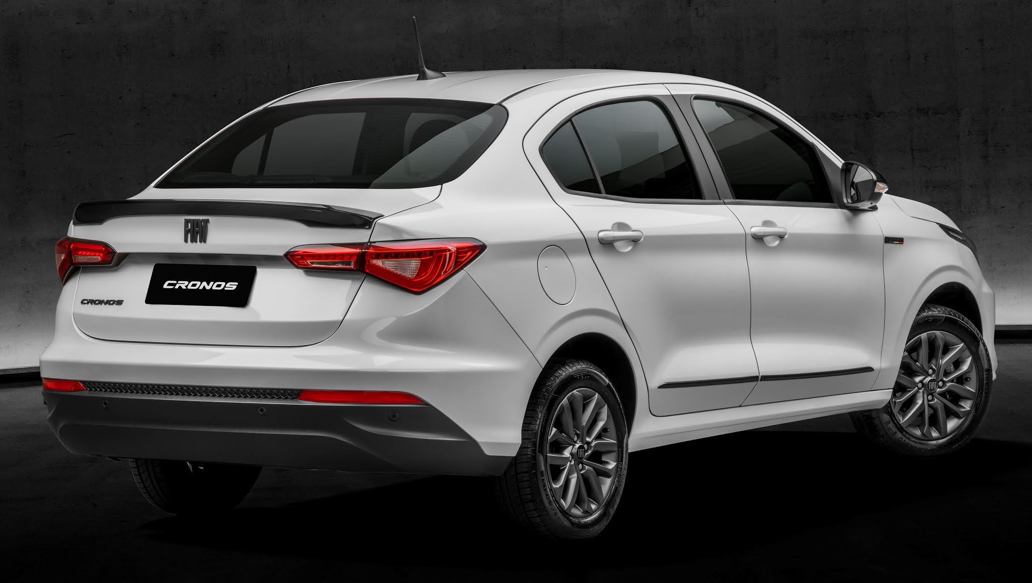 Cronos 2021 é o quarto Fiat a estrear nova identidade visual da marca