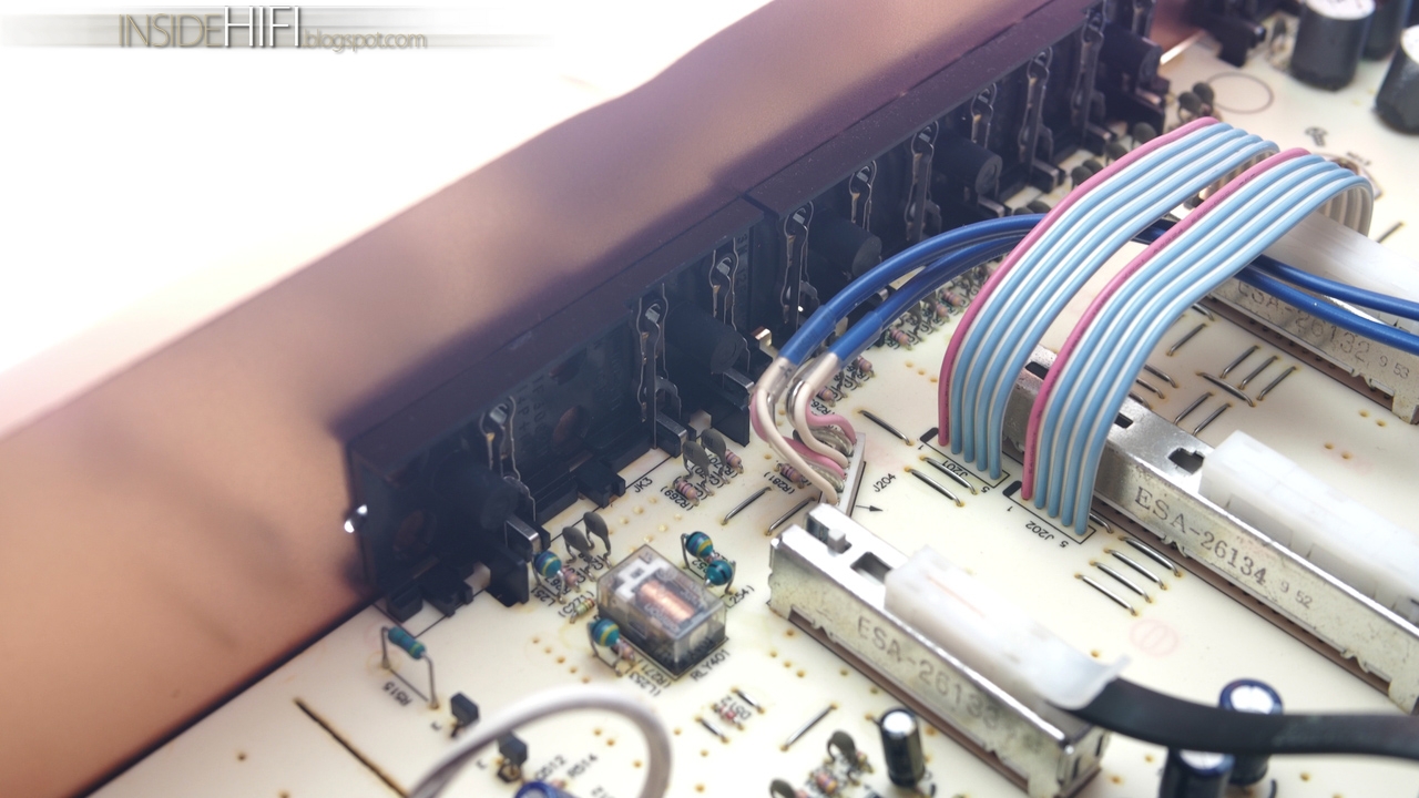 Inside Hi-Fi: Technics SU-A40 (SU-A40EG-K)