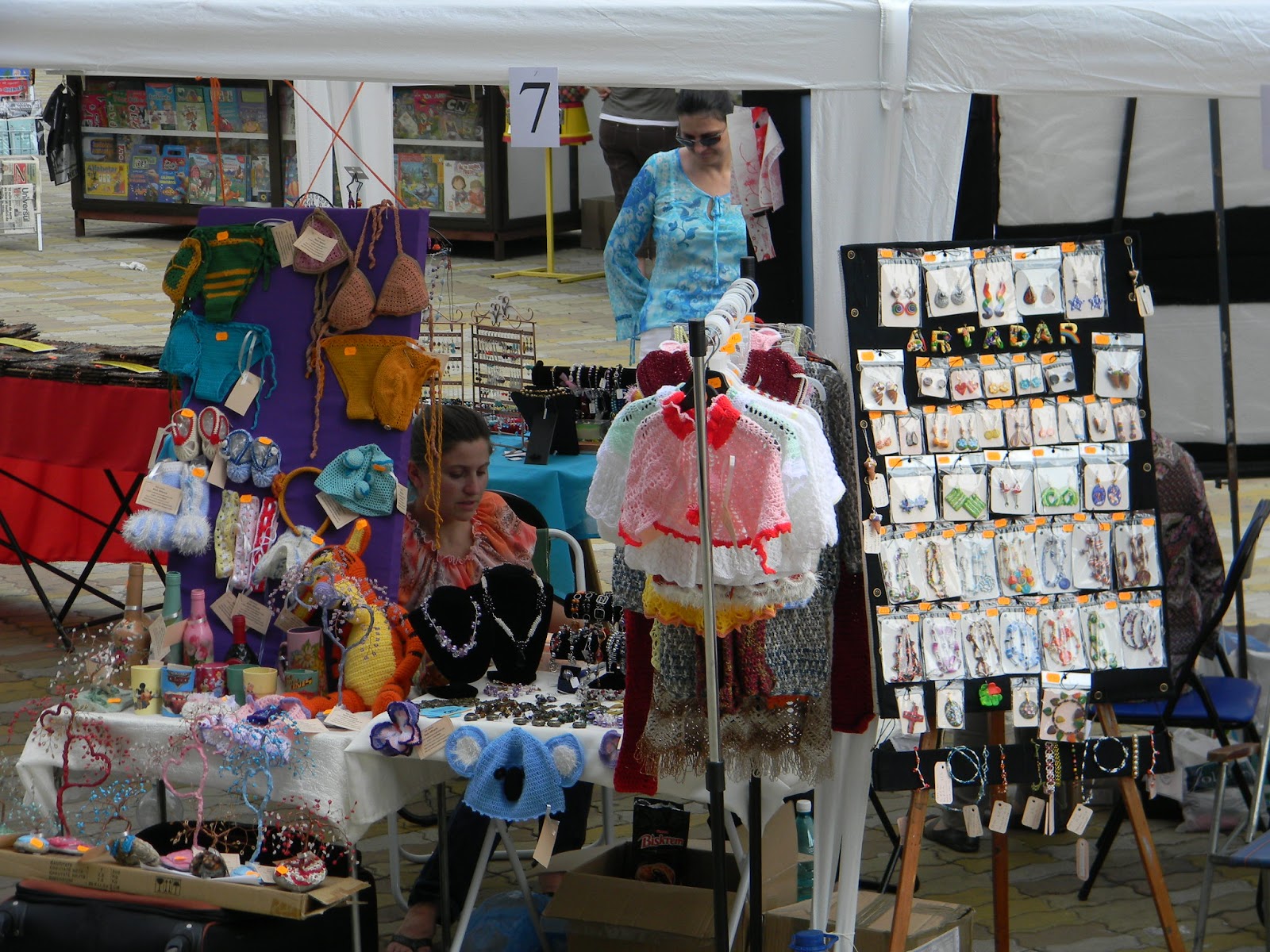 Ella Croche: "Targuri si expozitii handmade