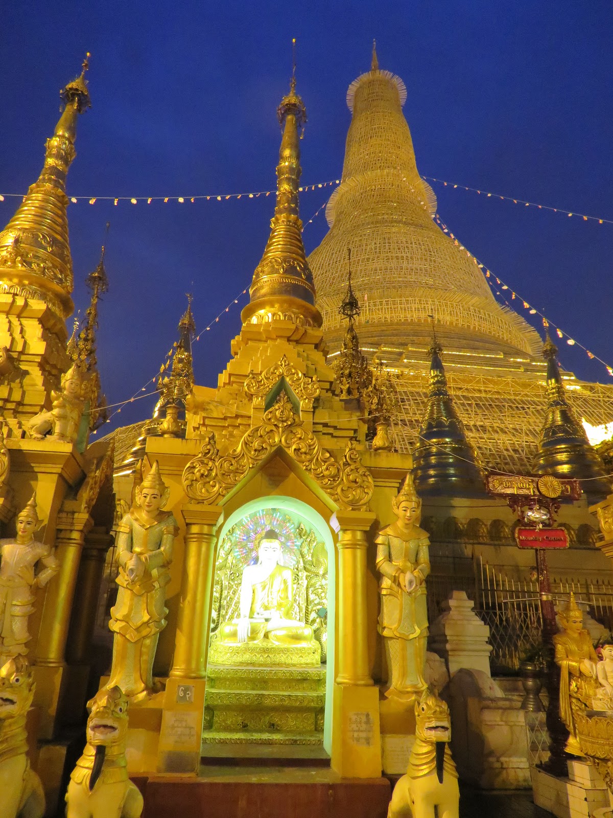 Kee Hua Chee Live!: VISITING SCHWEDAGON GOLDEN PAGODA TEMPLE IN YANGON ...