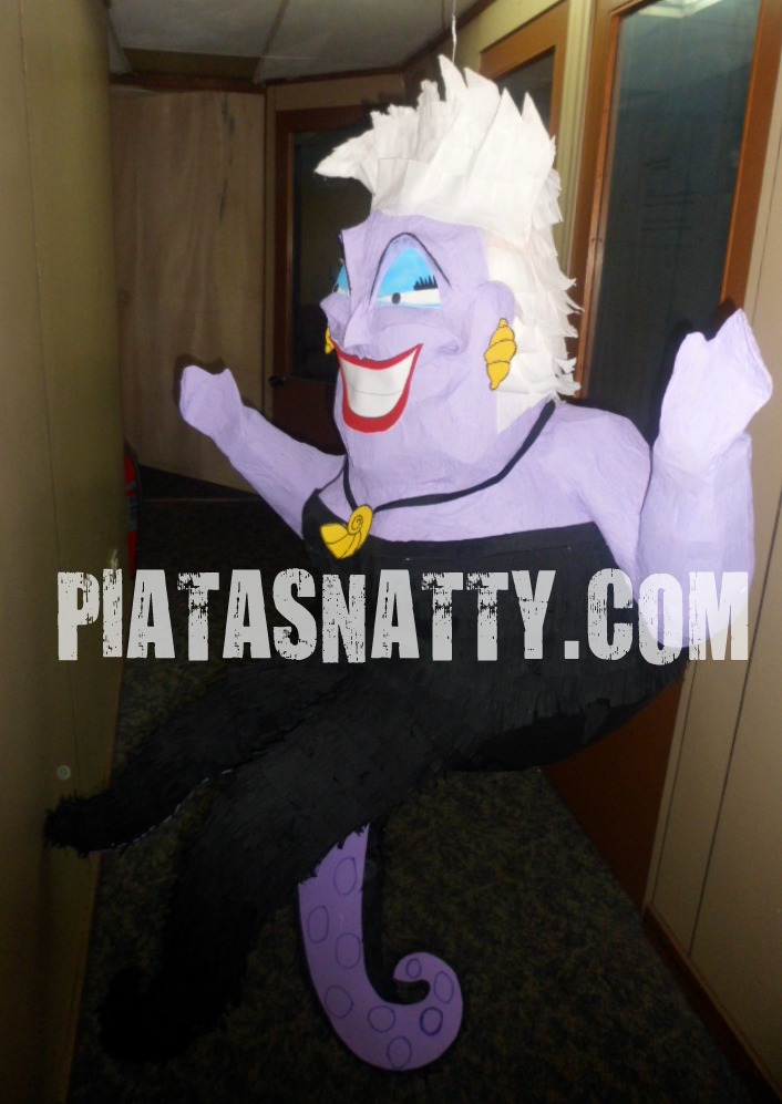 PIÑATAS TEMÁTICAS : PIÑATA "URSULA"