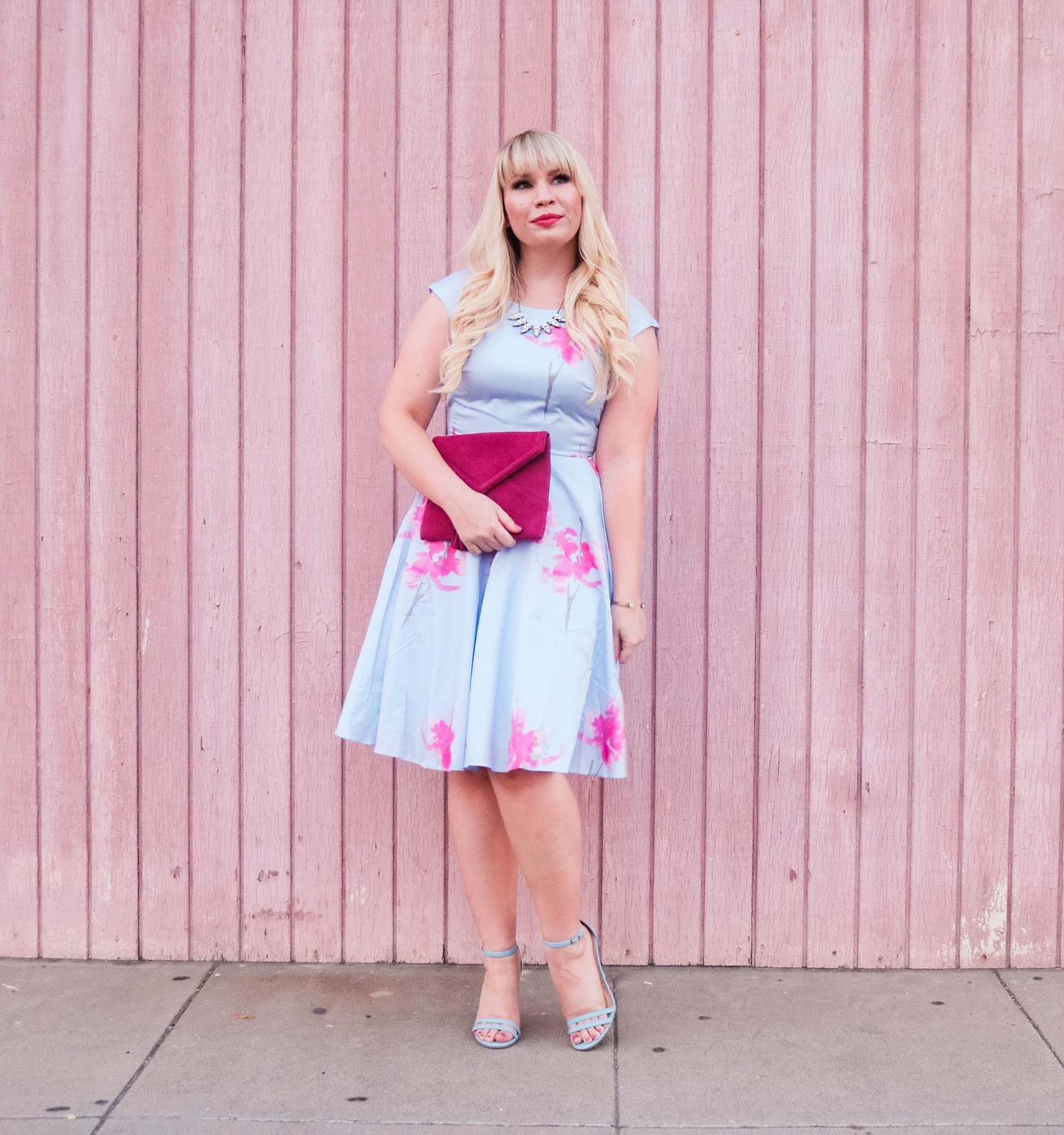 5 Reasons Why I Love Wearing Dresses - Lizzie in Lace