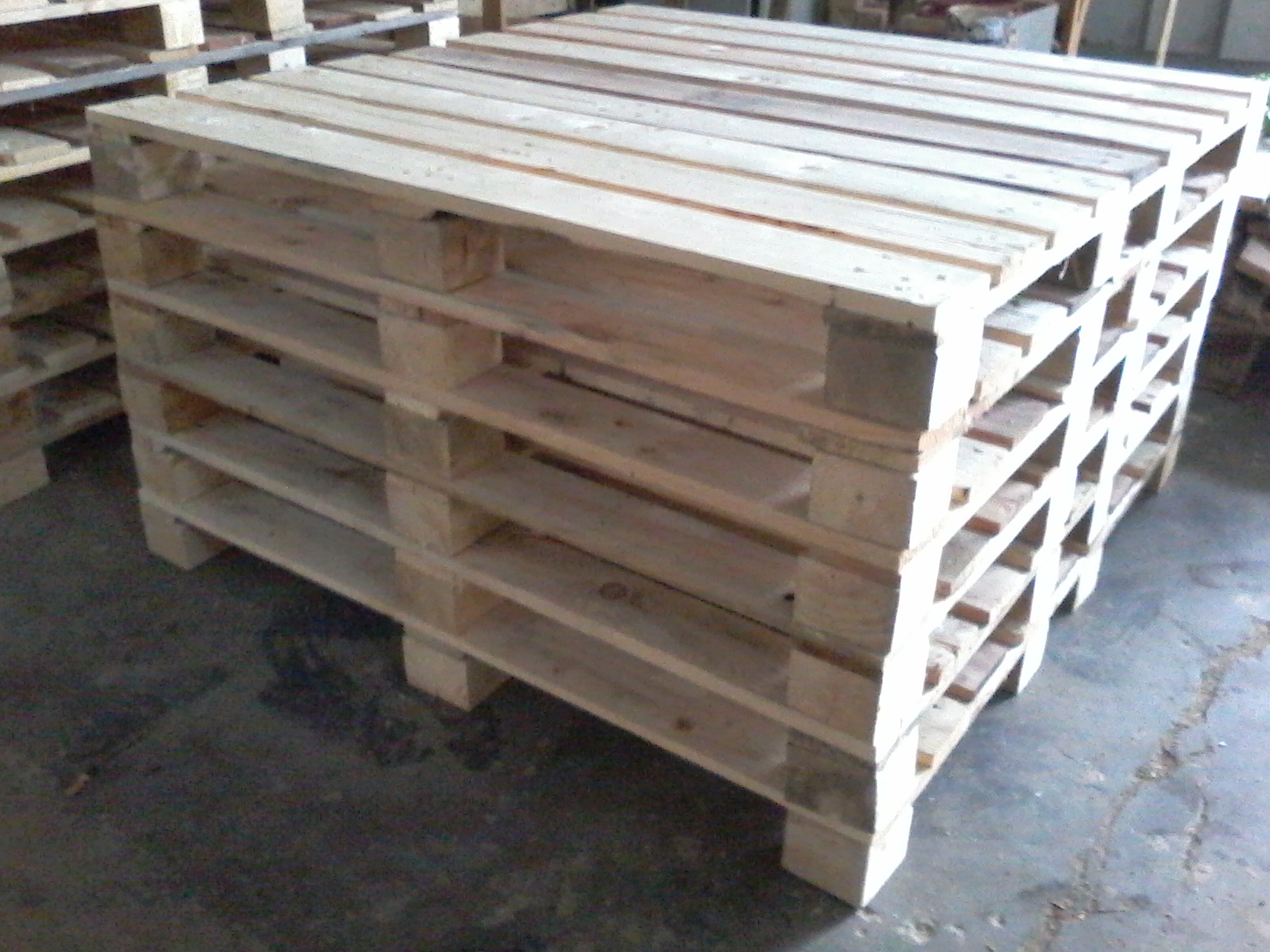 Jasa Packaging, Palet Kayu dan Trucking : Palet Kayu (Wooden Pallete)