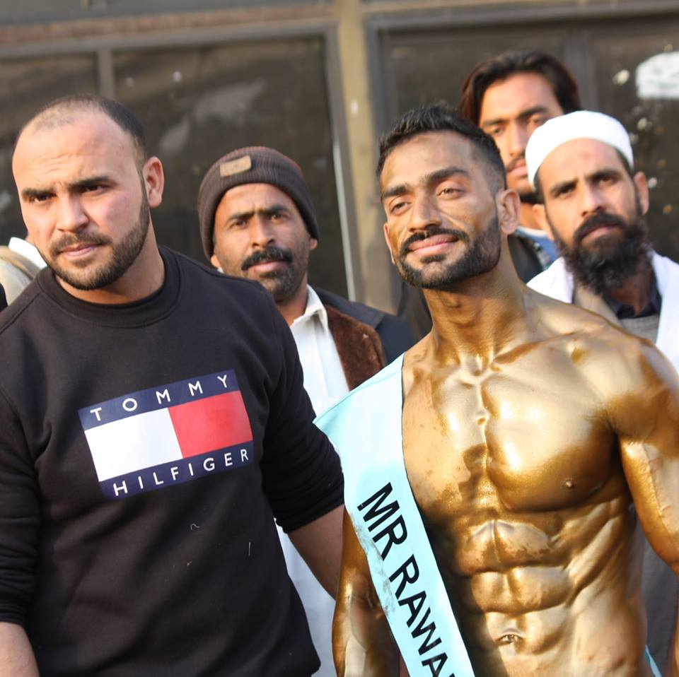 world bodybuilders pictures: mister rawalpindi bodybuilder muhammad adnan