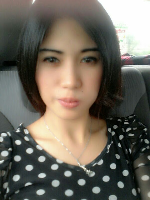 LAGI SANGE BERAT, TANTE CANTIK PAMER TOKET