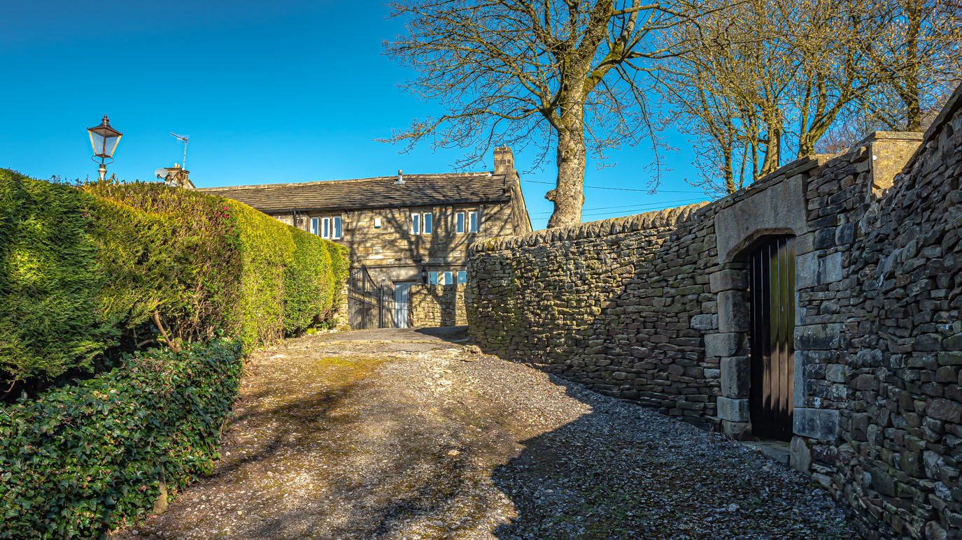 Last Of The Summer Pies: 3.5 Mile Walk - Stanbury | Oldfield | Griffe Mill