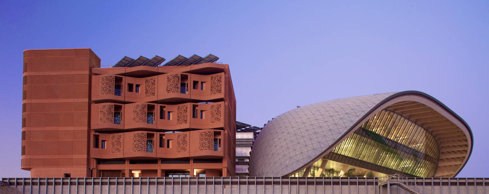 architecture now and The Future: MASDAR INSTITUTE BY FOSTER + PARTNERS
