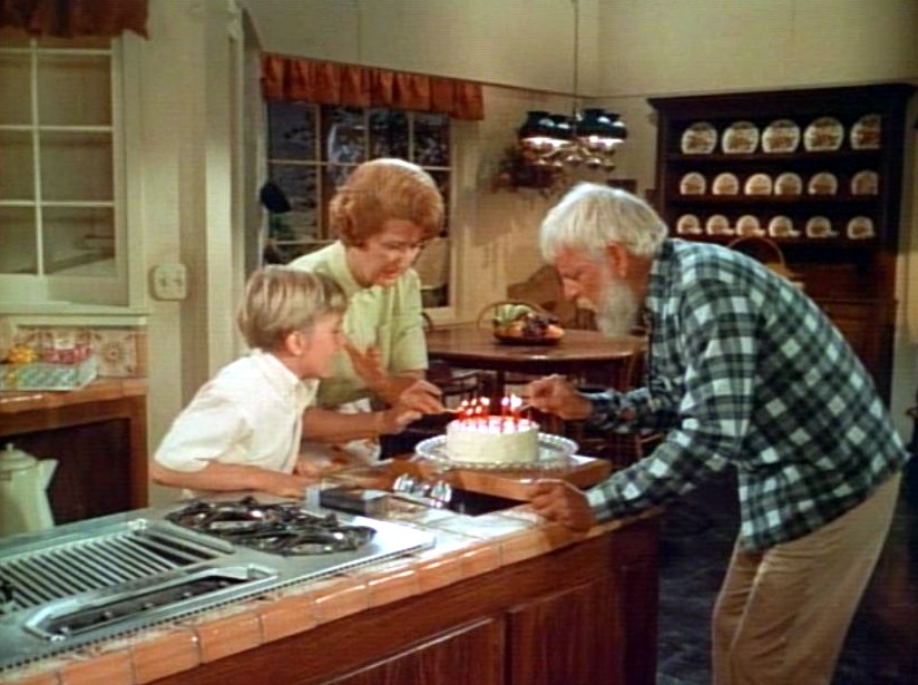 Thrilling Days of Yesteryear: Doris Day(s) #1: “Dinner for Mom” (09/24 ...