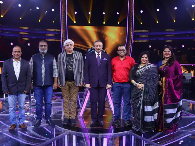 Popular Marathi comedy reality show Team Maharashtrachi Hasya Jatra ...