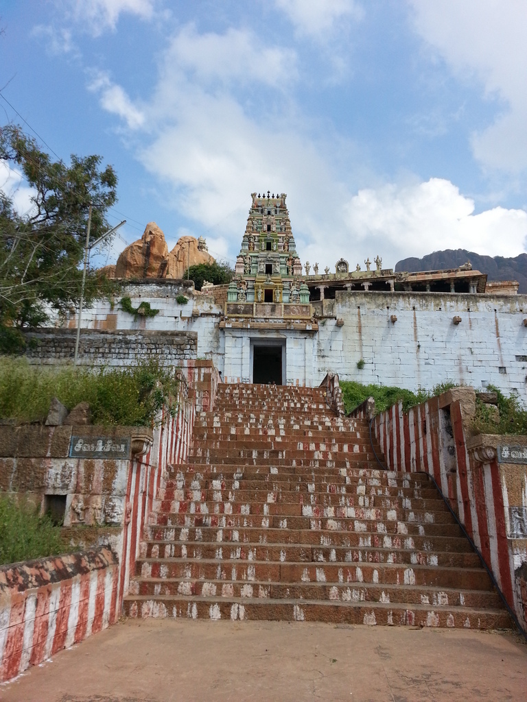 Tamilnadu Tourism: Pandya Nadu - Paadal Petra Sthalams