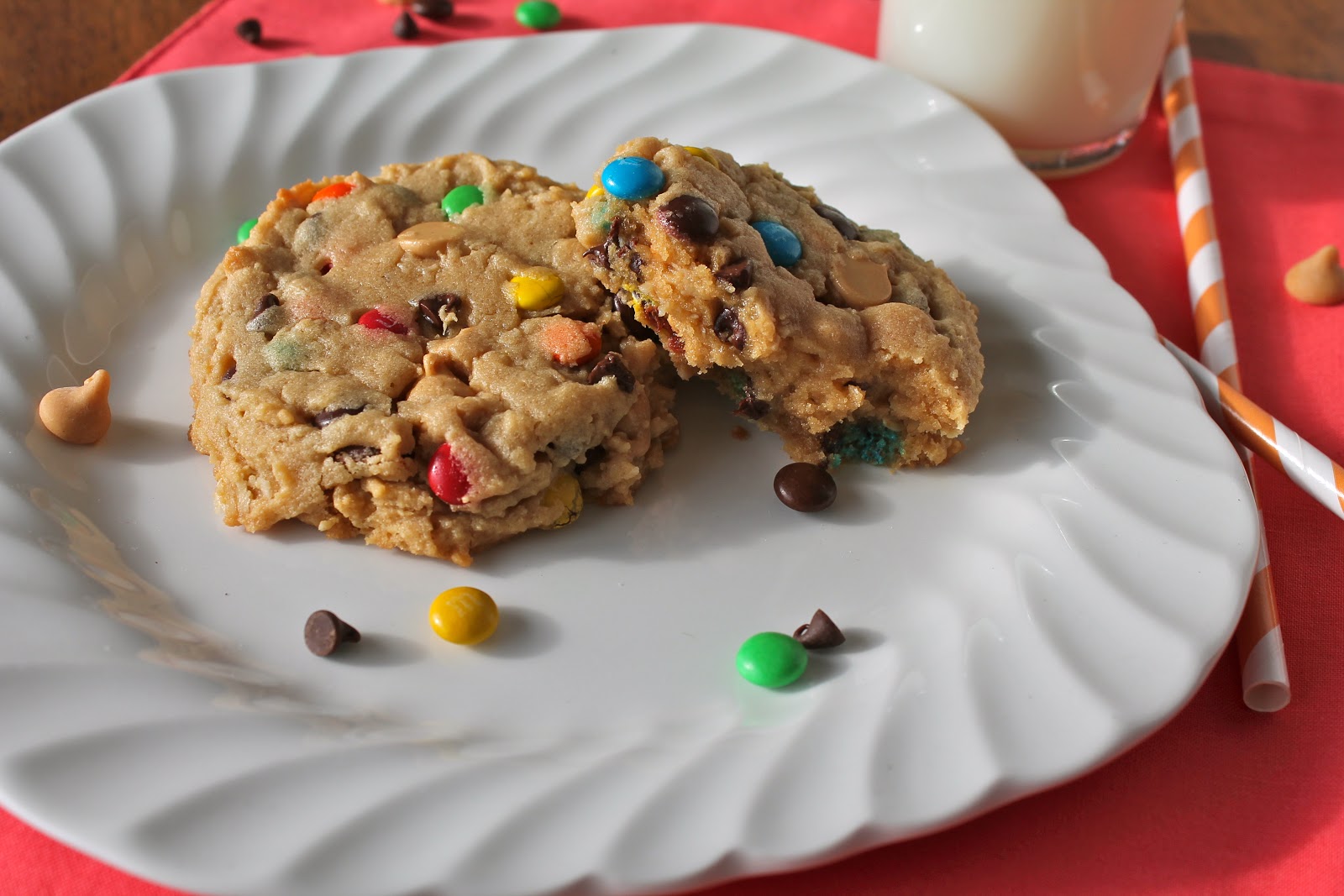 Mrs. Schwartz's Kitchen: Soft Monster Cookies