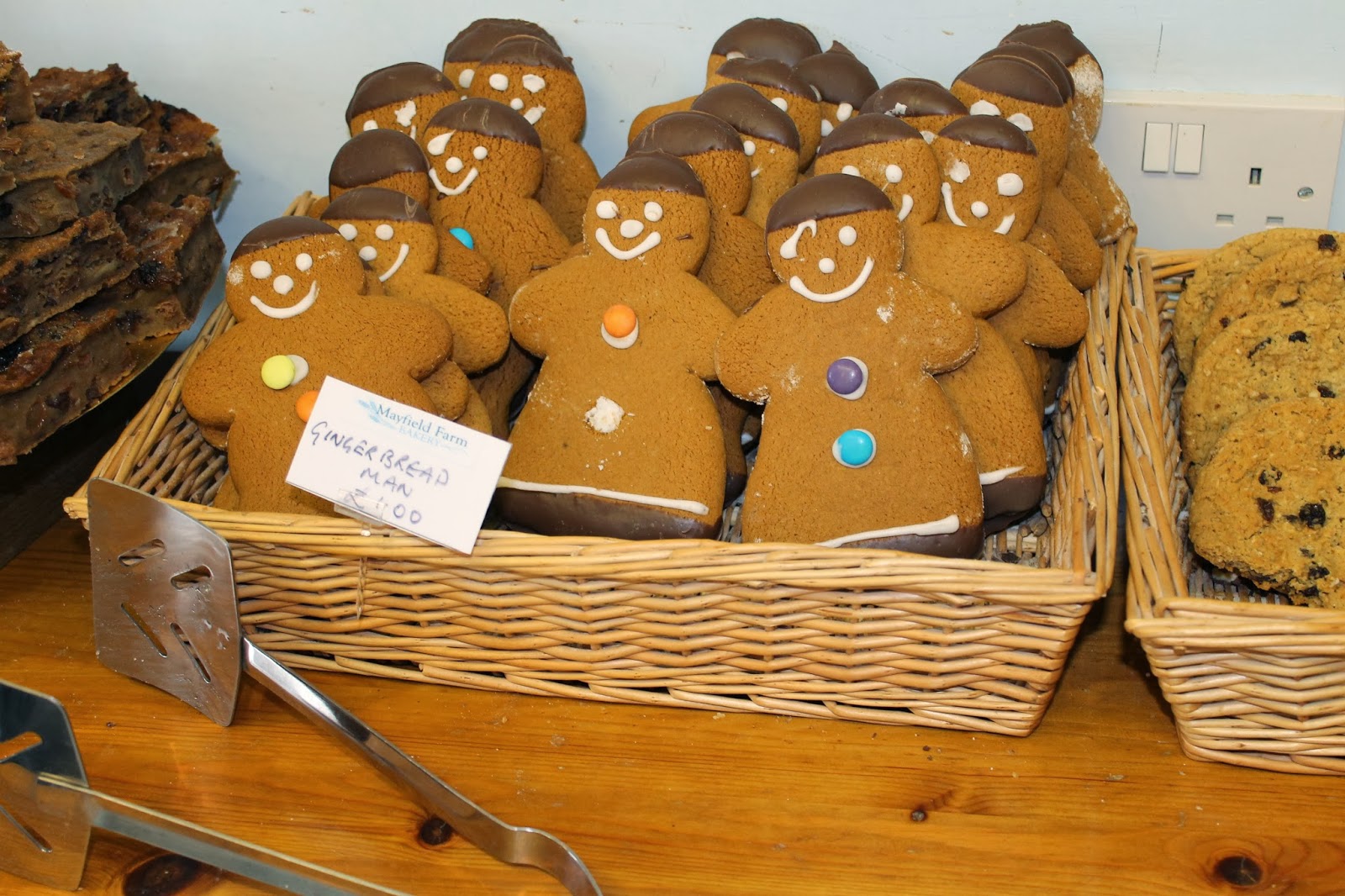 Mayfield Bakery | The story of a girl who lives above her means