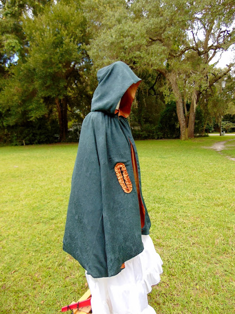 The Antique Sewist: Making an 18th century cloak