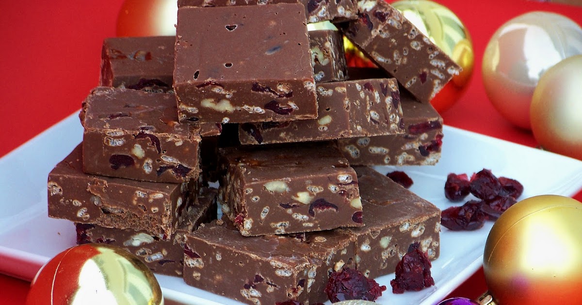 Kitchen Simmer: Decked out Deck the Halls Fudge