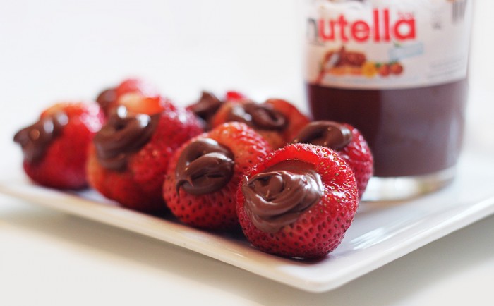 Receitazada: MORANGO COM NUTELLA