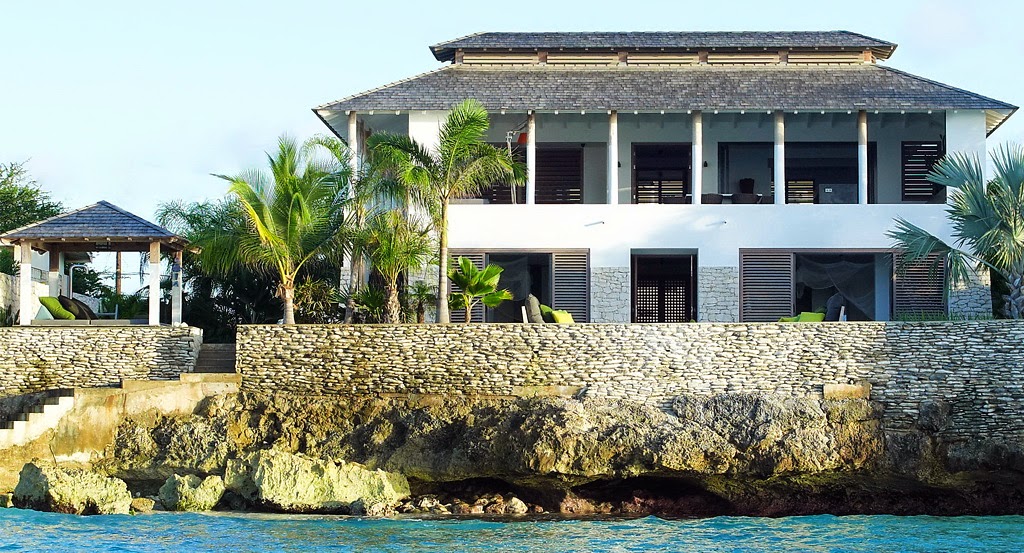 Stebbing House Desing: Caribbean beach..