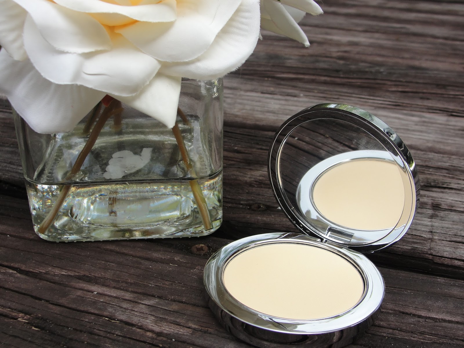 RODIAL Luxury & Innovative Skincare and Makeup Review