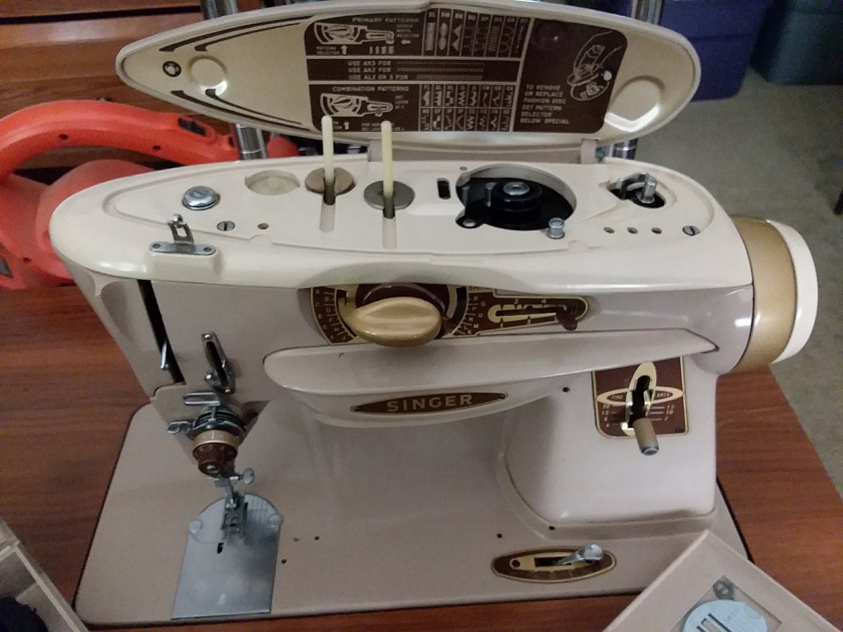 Singer 500A Rocketeer Sewing Machine
