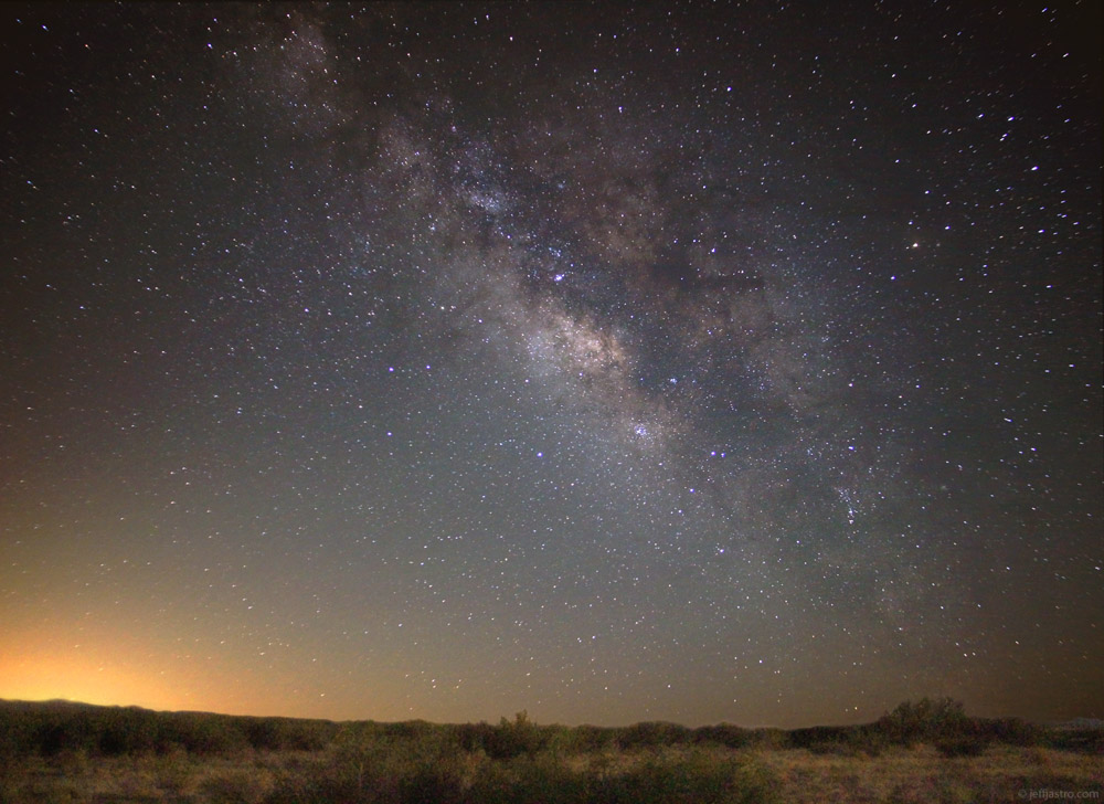 jeffj astronomy: First Milky Way ultra-widefield shot