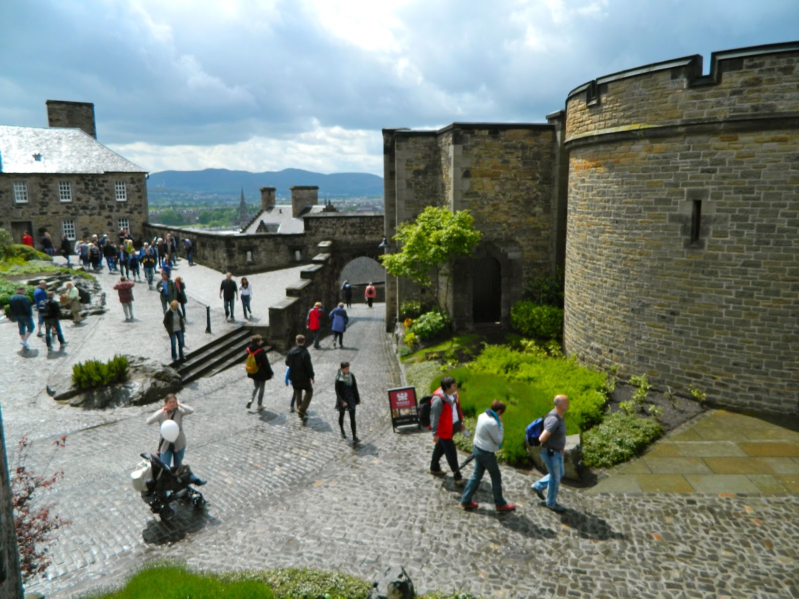 Mordu and Rachel in Providence: Edinburgh Castle