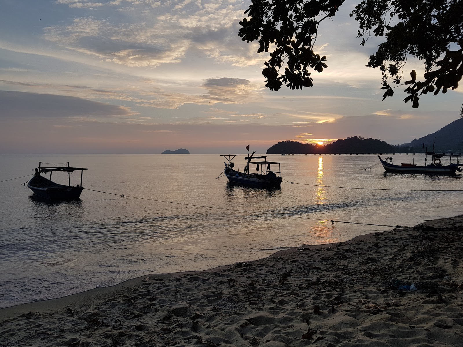 【槟城美食】Restoran Kumbar Seafood 公芭好友海鲜 @ Teluk Kumbar Penang - 吃喝玩乐旅宝妈 ...