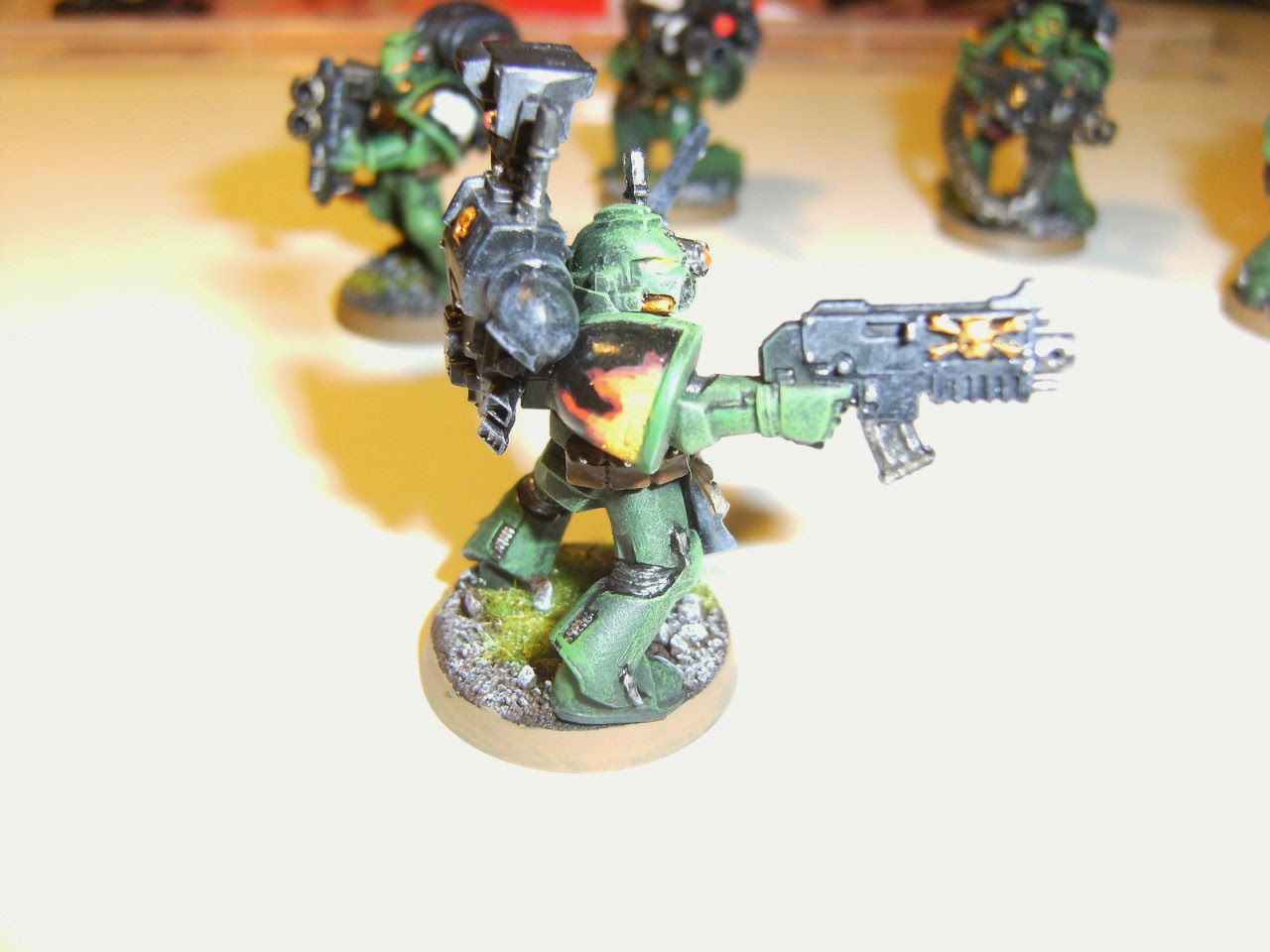 Ugly miniatures: Escouade devastator Salamanders