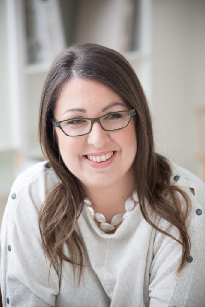 Shaz's Book Blog: The Write Stuff with... Ruth Ware