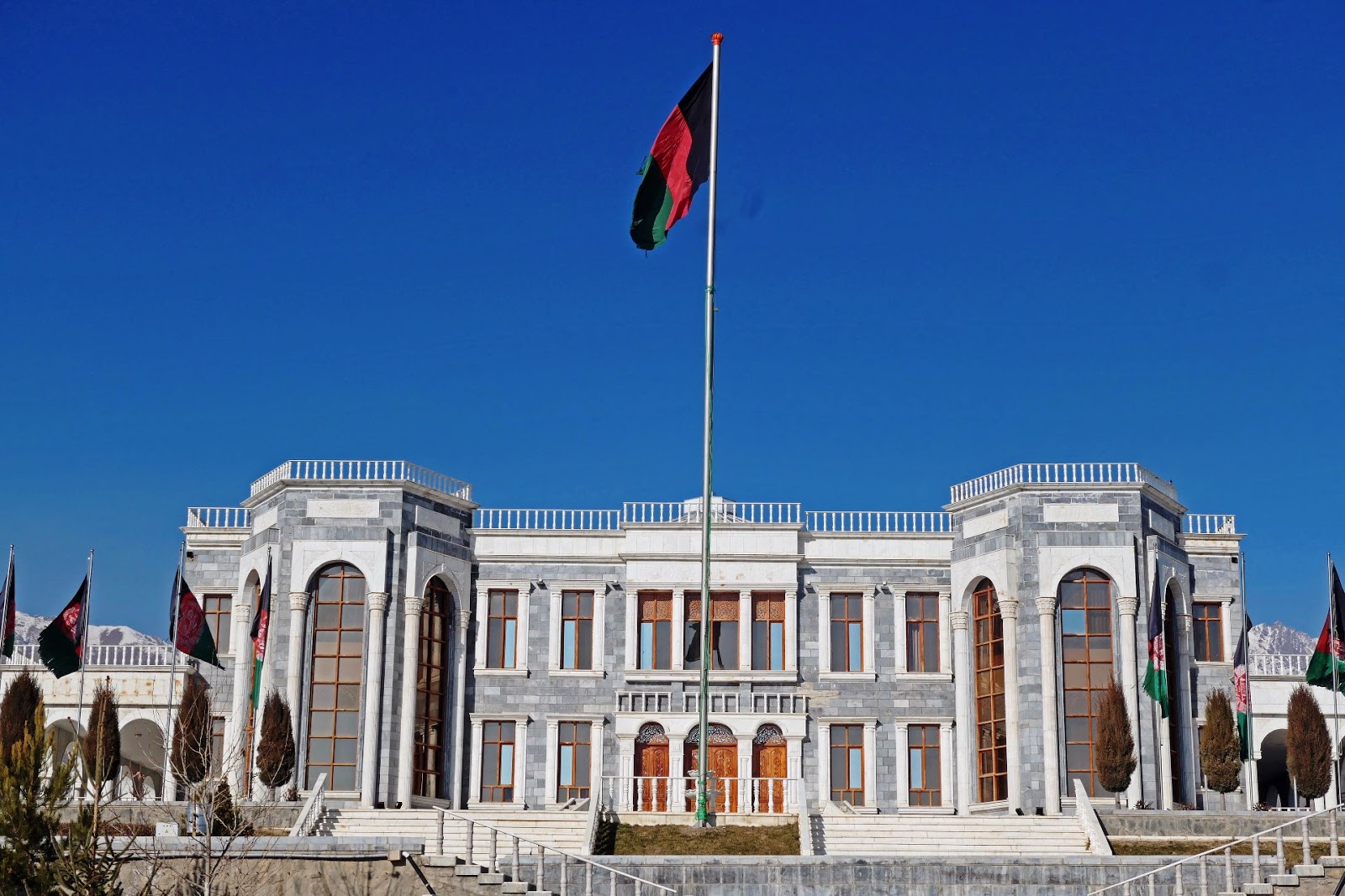 the viewing deck: Lake Qargha and Paghman Castle Morning Tour