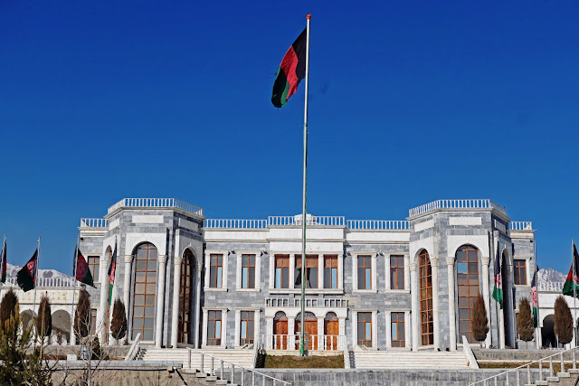 the viewing deck: Lake Qargha and Paghman Castle Morning Tour