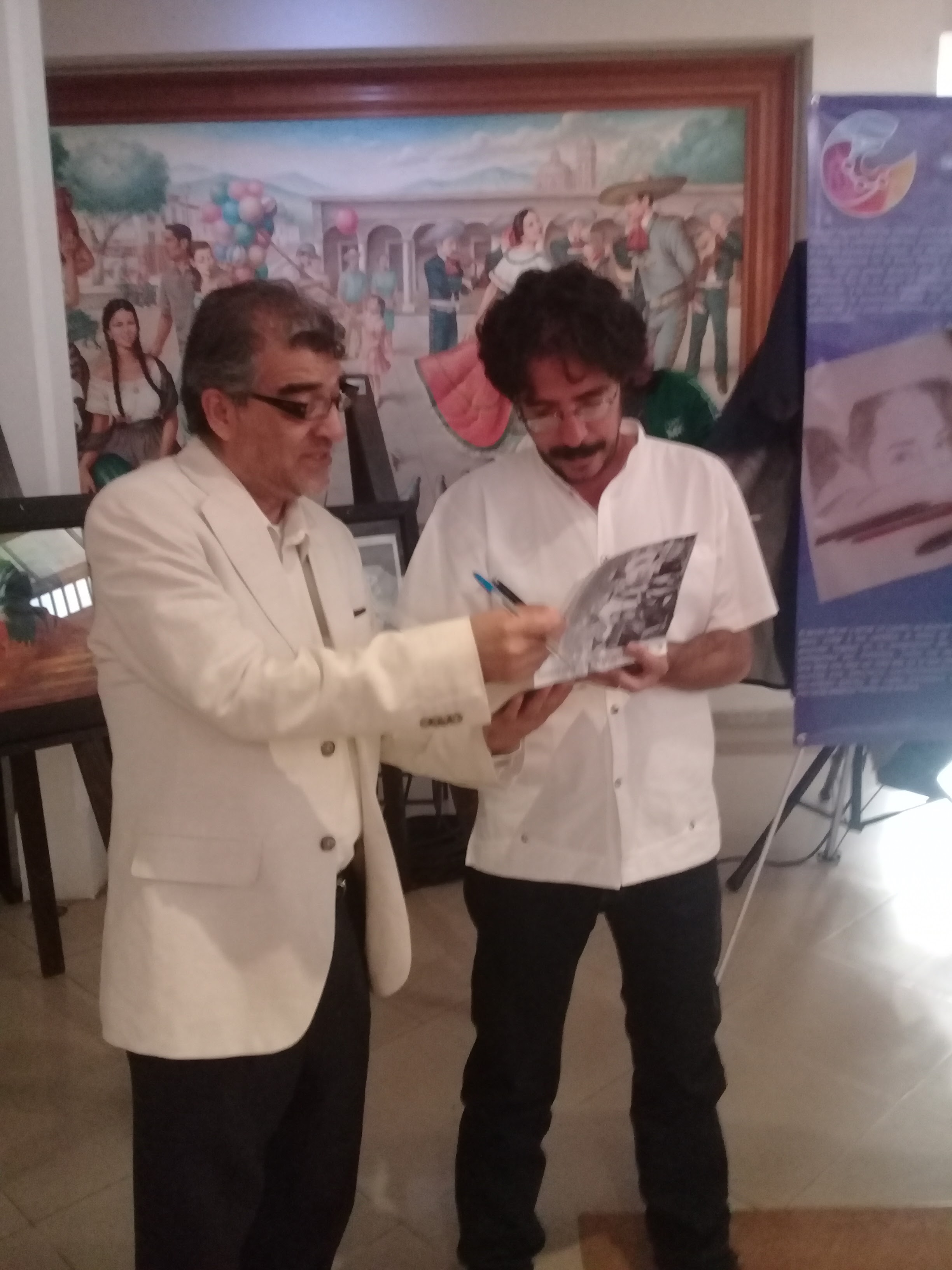 Pedro Vargas Casualmente Con El Dr Pedro SalmerÓn Sangines Uno De