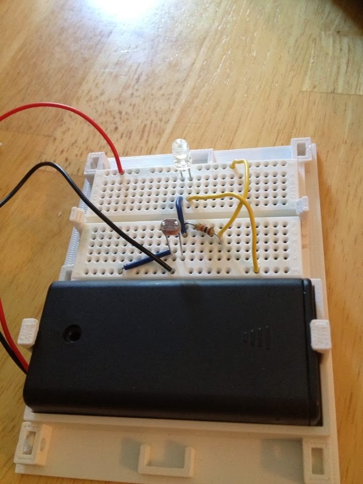 Puddle Jumping: Schoolhouse Review: EEME Project Genius Light Kit