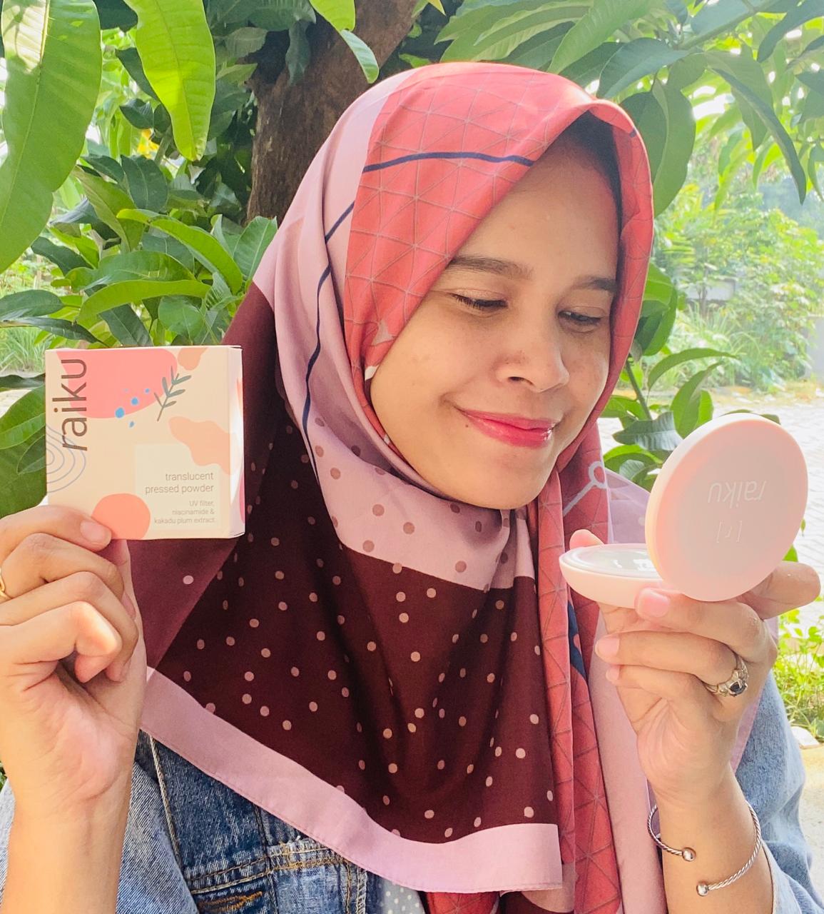 Rekomendasi bedak padat bebas komedo untuk dipakai sehari-hari (Review ...