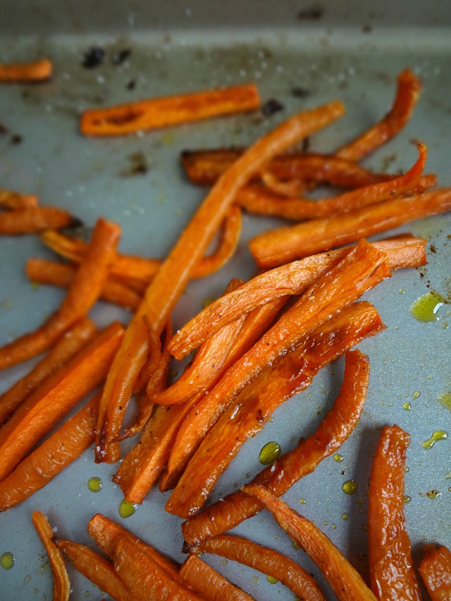 The Cooking Actress: Perfect Roasted Carrots