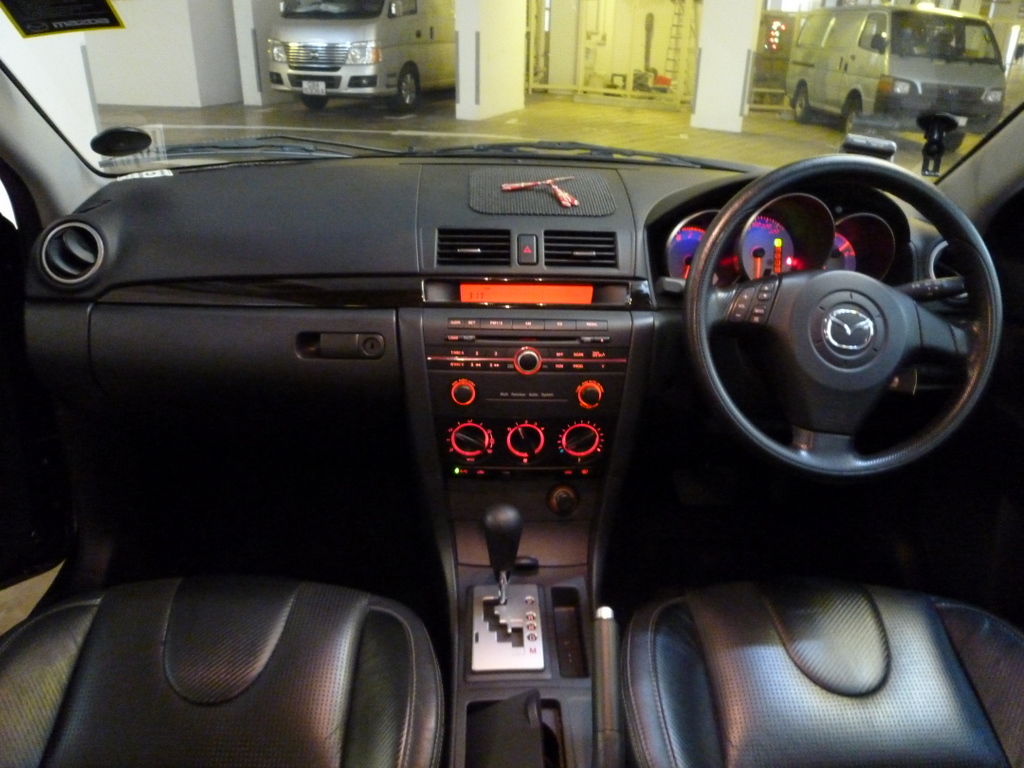 Zeeto's Singapore Garage Sale