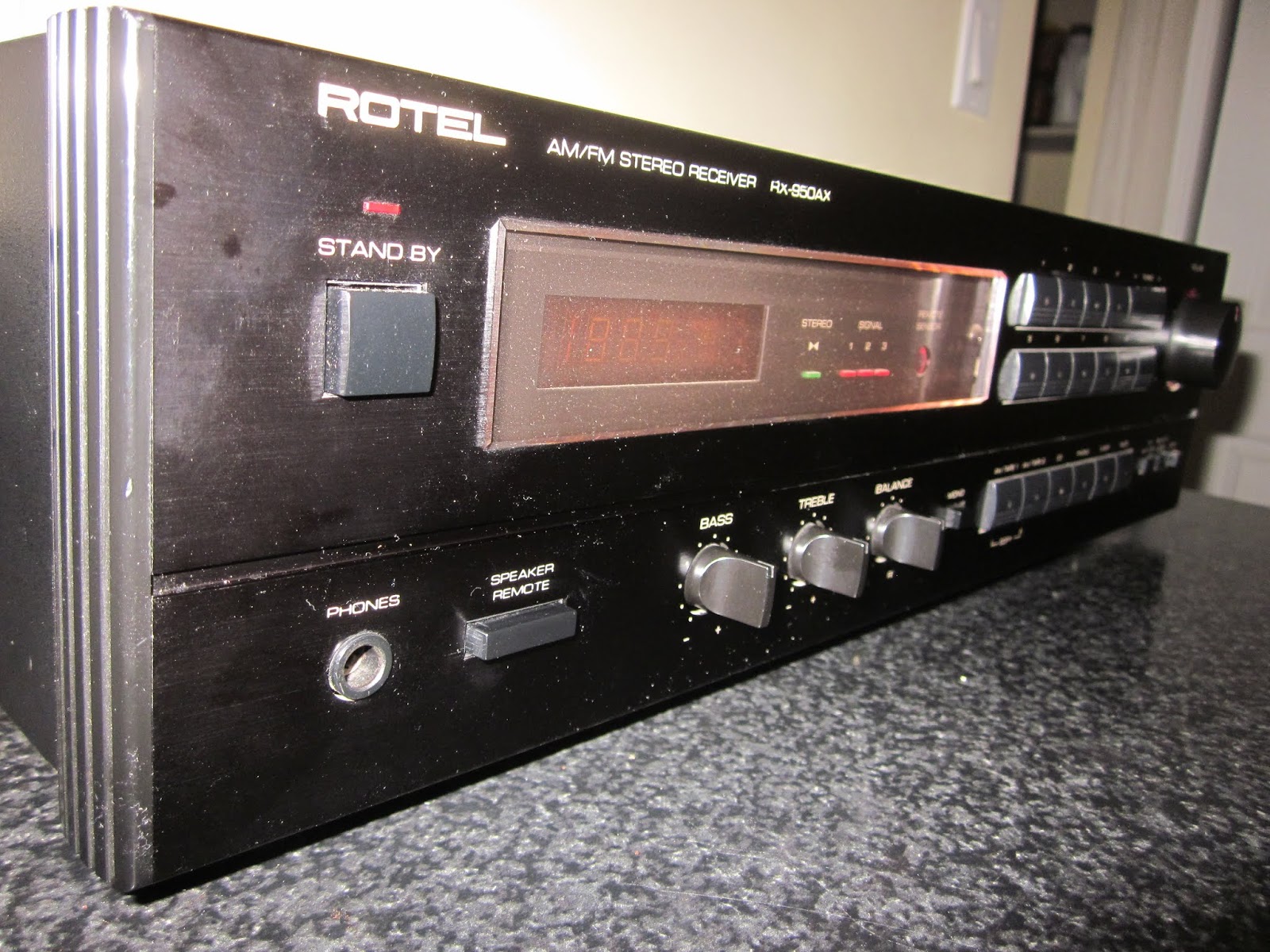 Speakerholic: Rotel RX-950AX Receiver and Rotel RCD-955AX CD Player