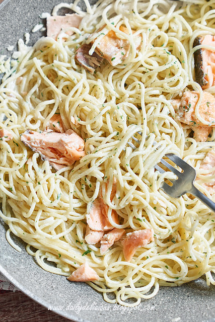 dailydelicious: Spaghetti Cream salmon