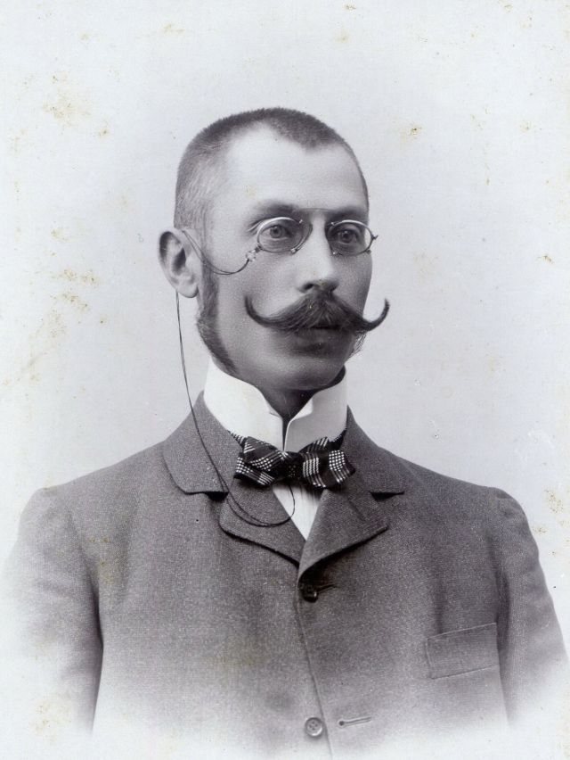 40 Cool Photos Show Unique Styles of Beards and Mustaches During ...