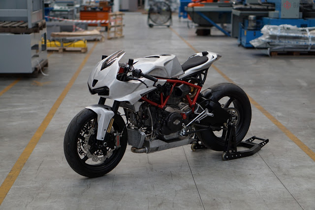 In Metal We Trust | Ducati Cafe Fighter SCM Motorcycles - RocketGarage ...
