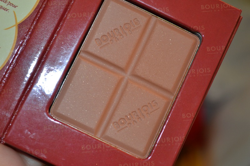 The Gem Mine: Bourjois Delice De Poudre Bronzing Powder: Review.