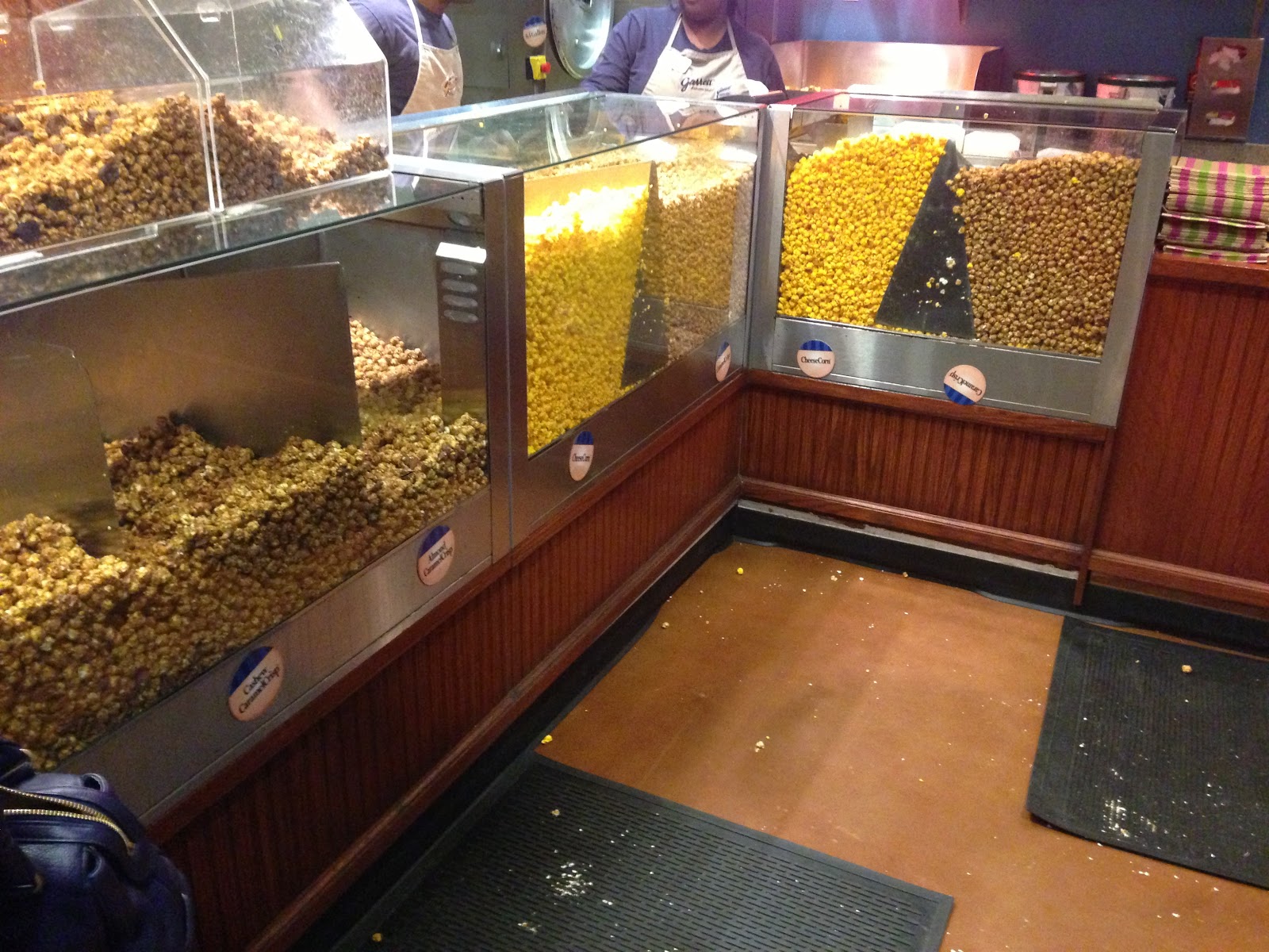 Eating for Sanity: Garrett Popcorn Shops