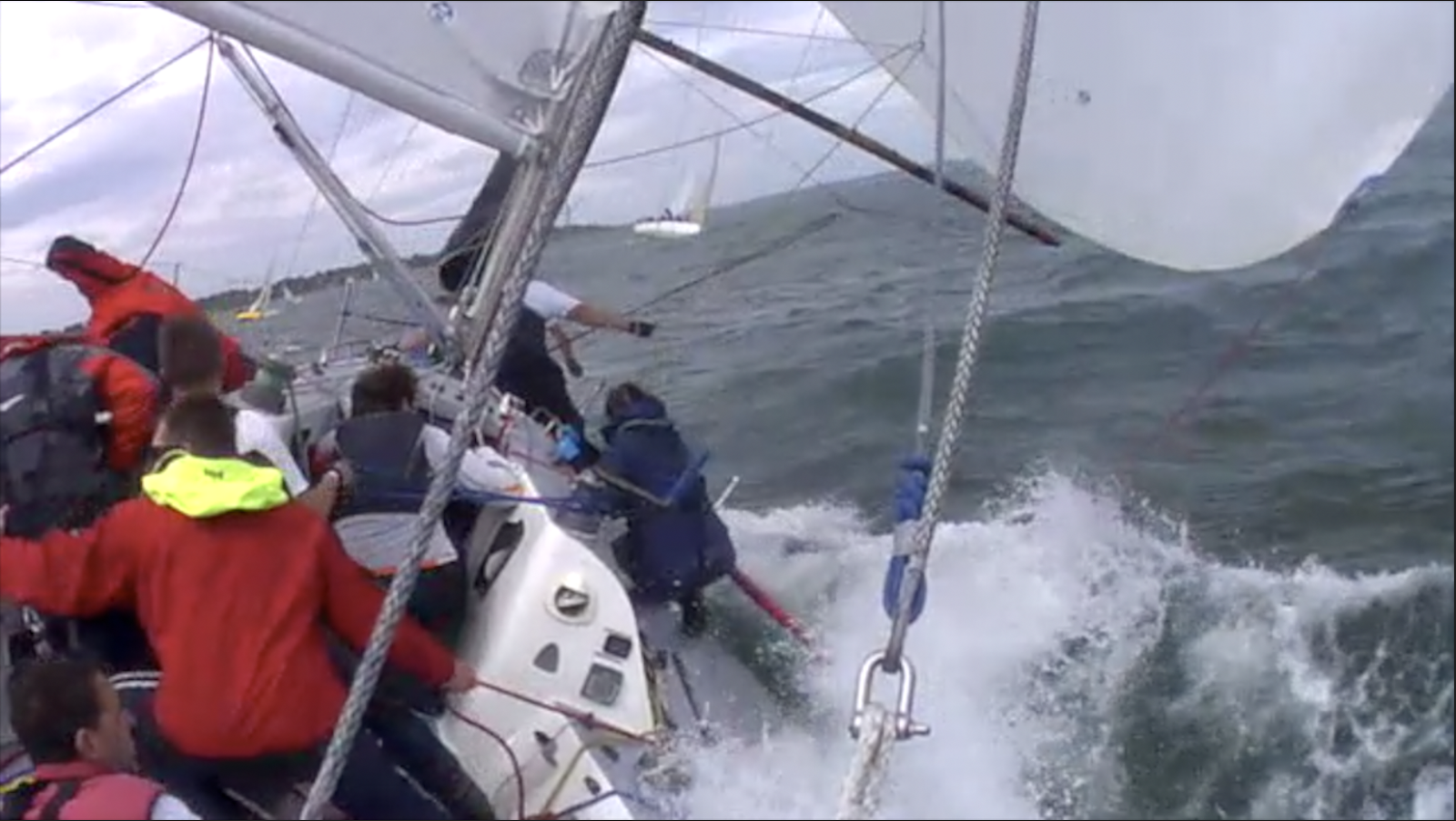 GTR Racing : Chinese Gybe - Bottom UP Boats