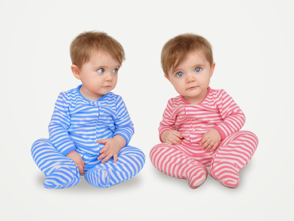 Almost Identical Twins - Maddox Tan