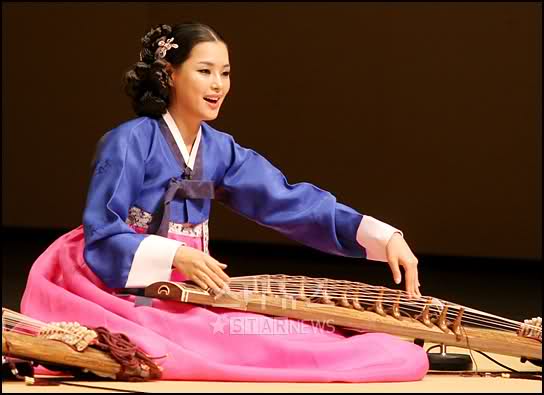 Asia Entertainment: Gayageum