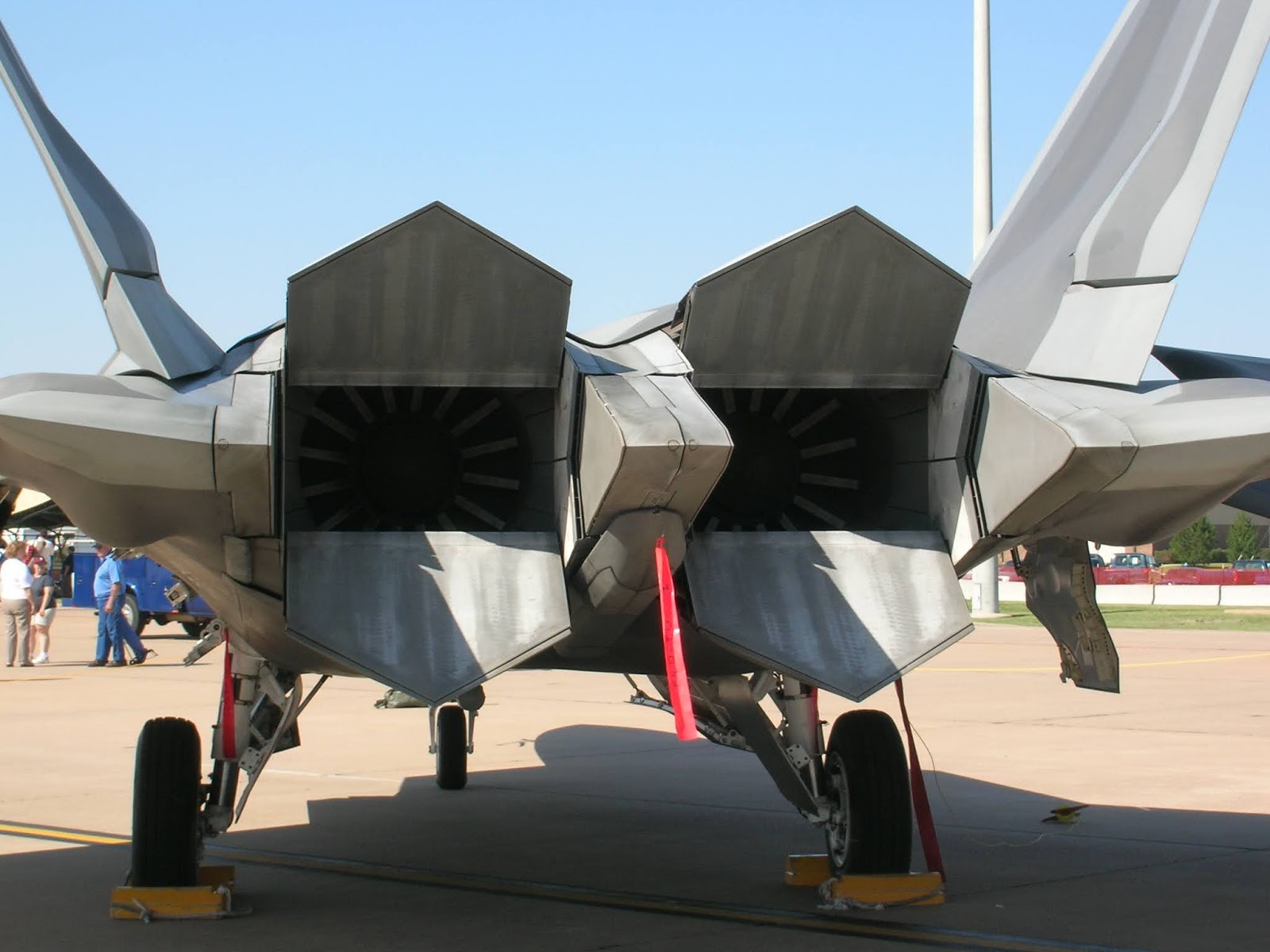 SI VIS PACEM, PARA BELLUM: Il Pratt & Whitney F119-PW-100 dell'F-22 Raptor