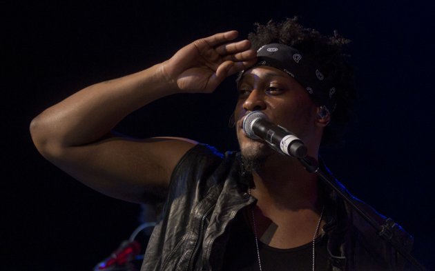 D'Angelo makes 1st US appearance in 12 years