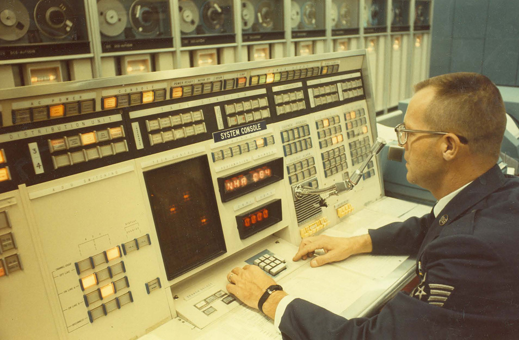 Feds Spending Tech Money on Floppy Disks and COBOL | NextBigFuture.com